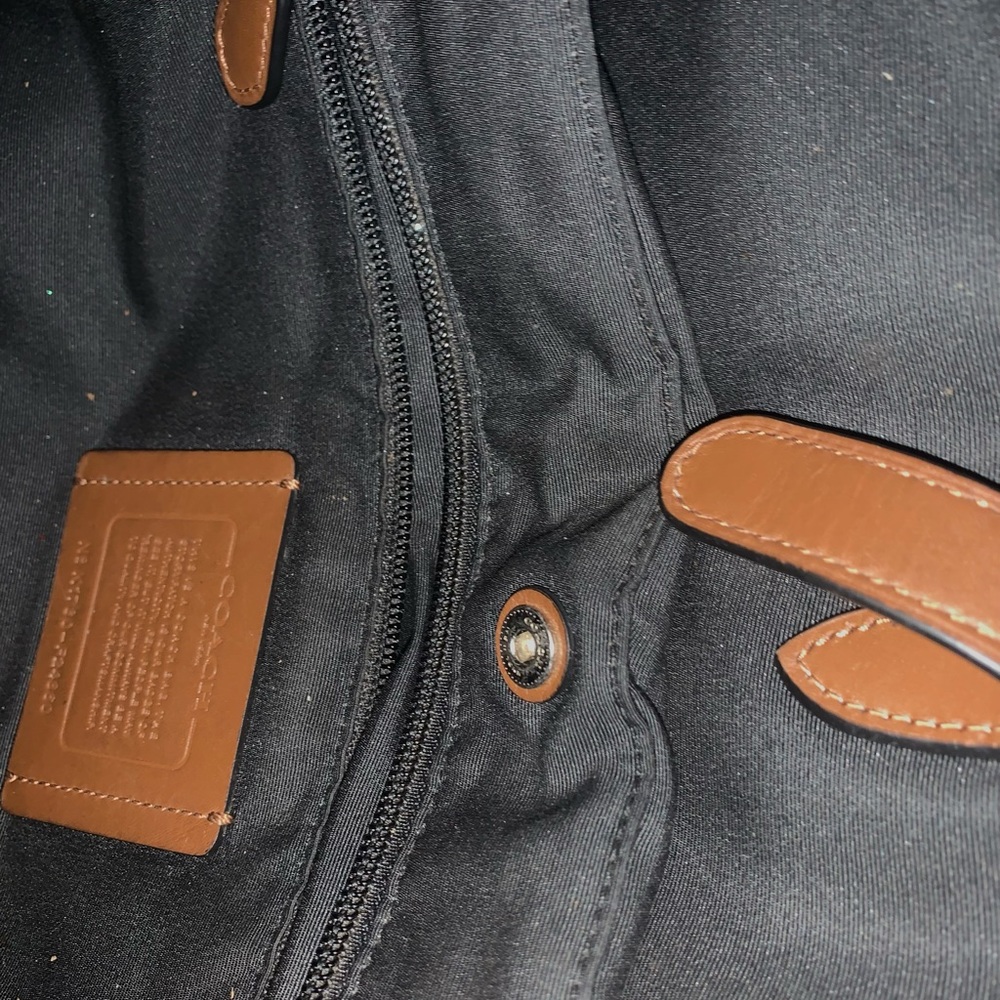 Coach Perry Compact Brief In Signature Cross Grain Le… - Gem